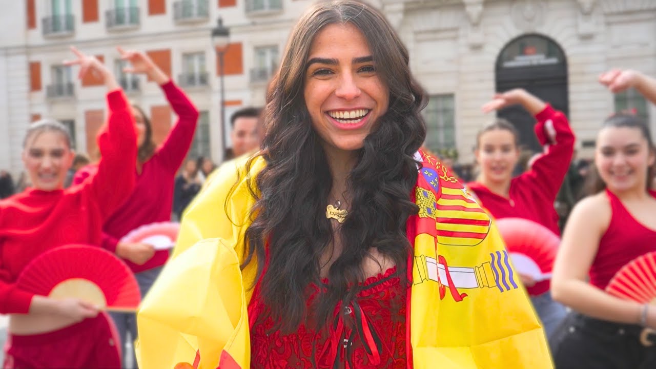 Soy Muy Español - Elena Castilla - YouTube