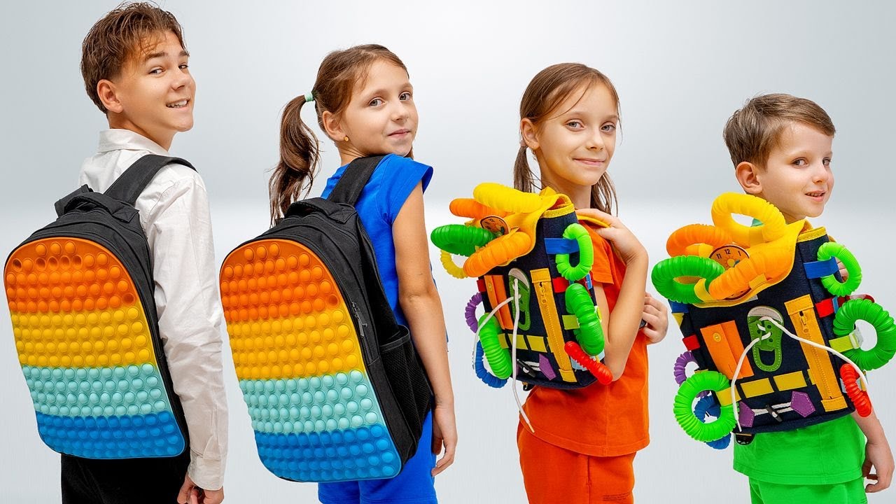 🎒 Las aventuras de cinco niños con mochilas nuevas | Divertidas ...