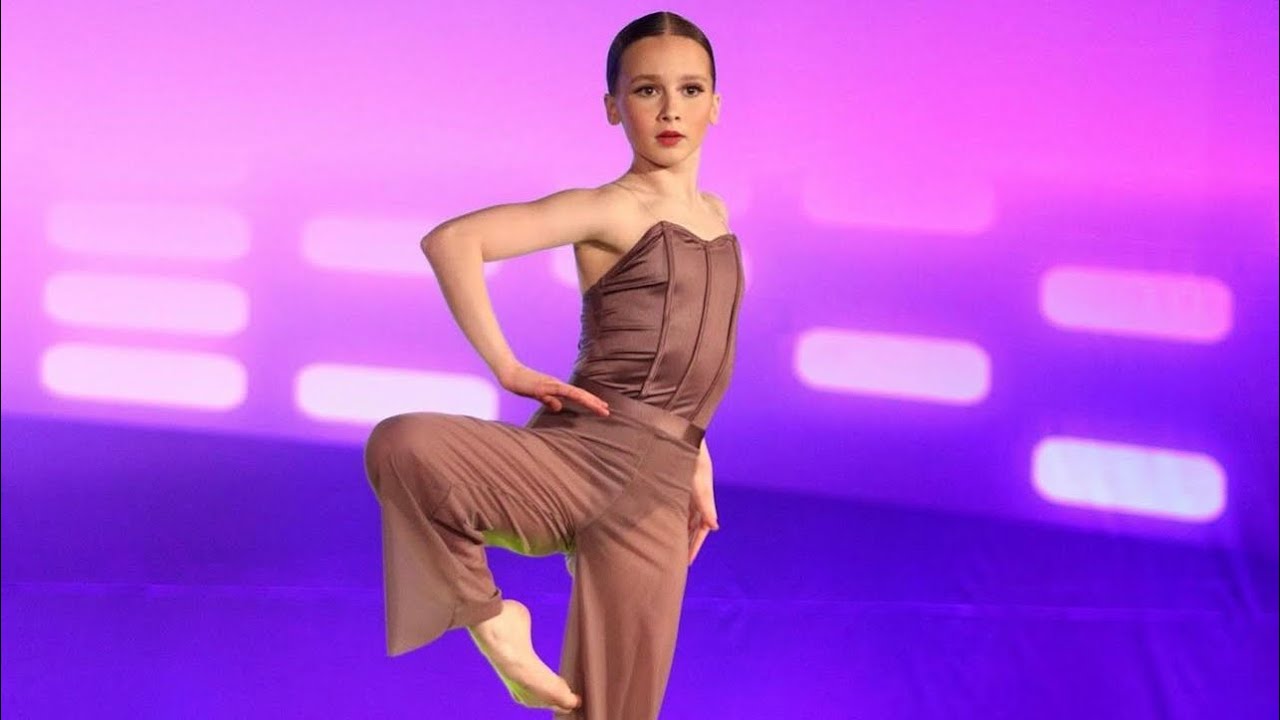 Short and Sweet - Helena Olaerts - YouTube