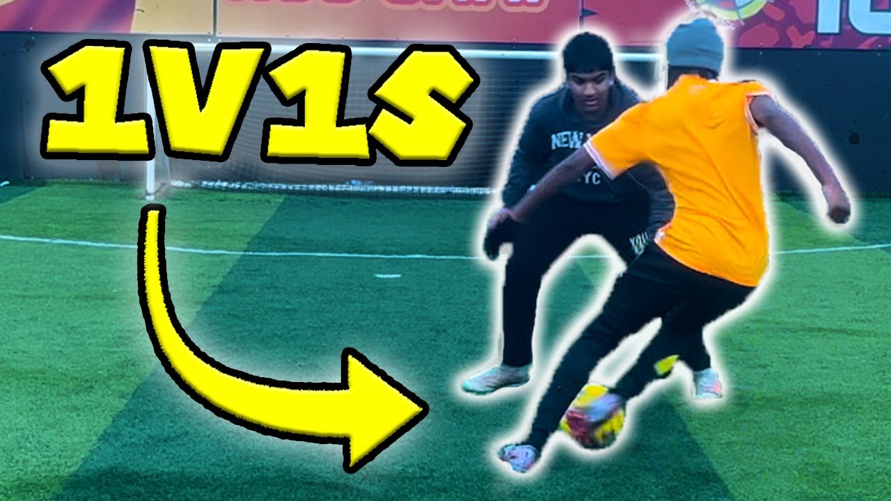 FOOTBALL 1v1 WITH THE FOUR ACES - YouTube