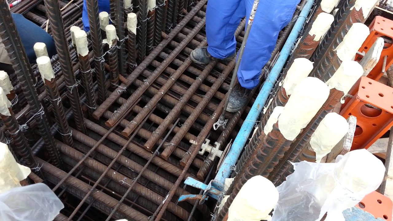 Spraying of epoxy sikadur 32lp - YouTube