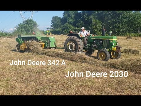 John Deere 2030 ve 342 A Balya Bağlıyor Mükemmel Uyum