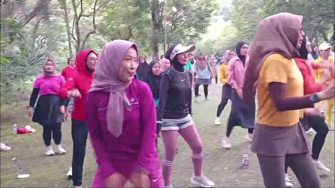 coach Kristan and mba Nisa slalu terdepan irama music bikin besti semangat nih..😘 - YouTube