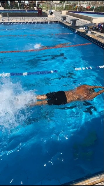 How to Kick Freestyle Swimming Common Flutter Kick Mistakes Beginners ...