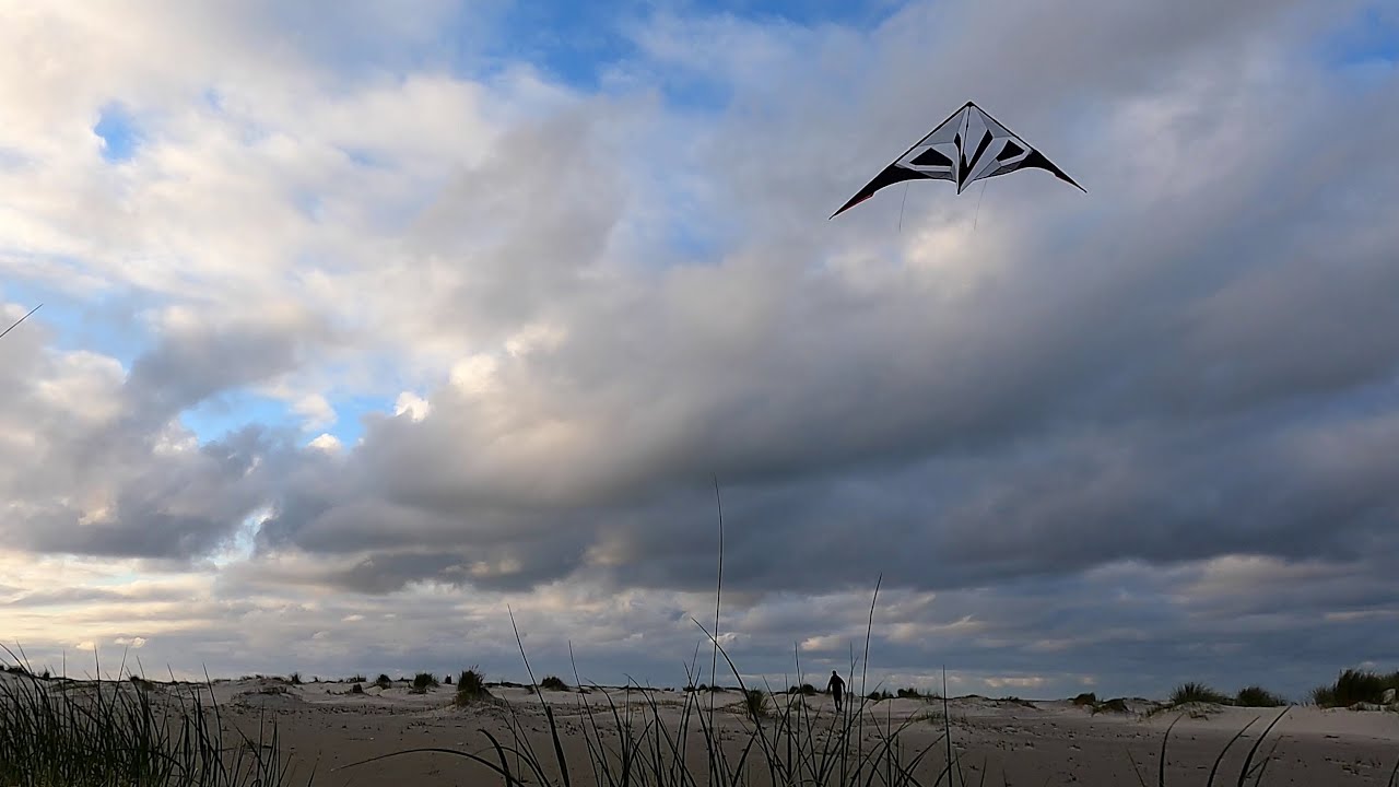 MugenKites Strange Thing Standard - YouTube