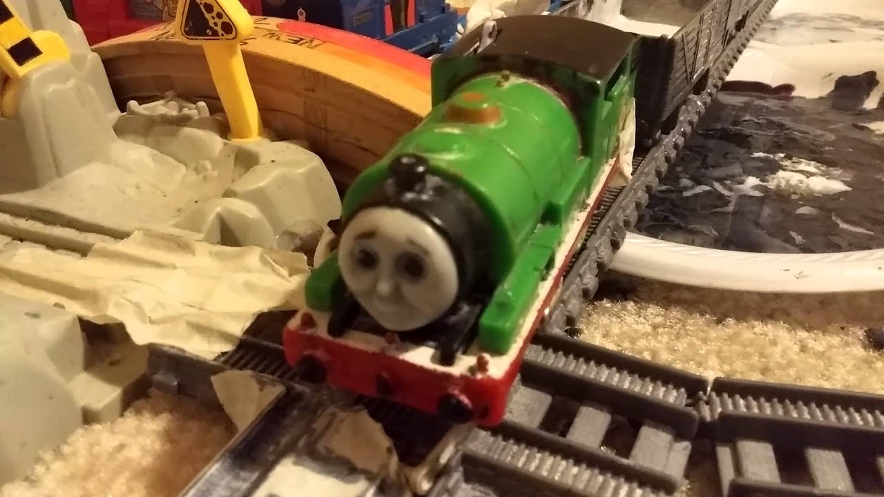 Tomy/Trackmaster T&F Percy Proves A Point - YouTube