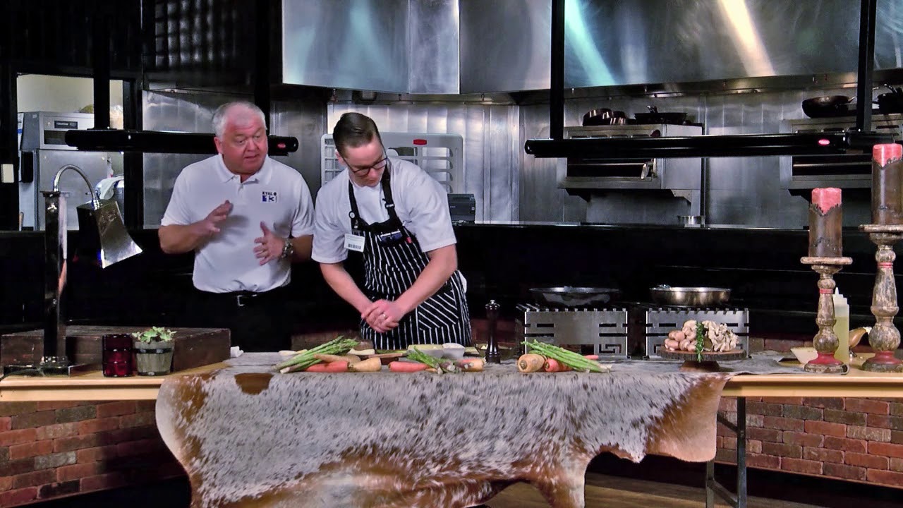 Chef Michael Wiseman Valentine's Filet Seven Feathers - YouTube