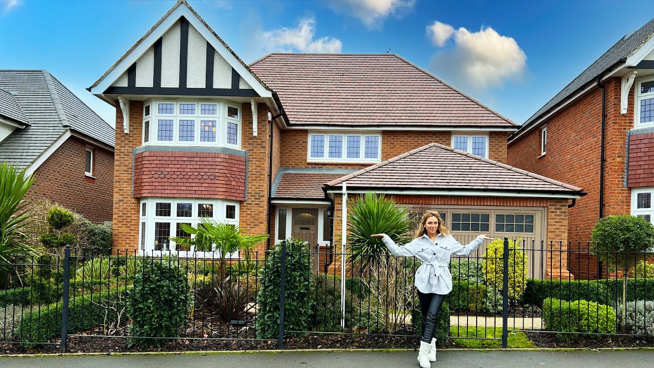 Inside "The Henley" family home | Redrow Homes - YouTube