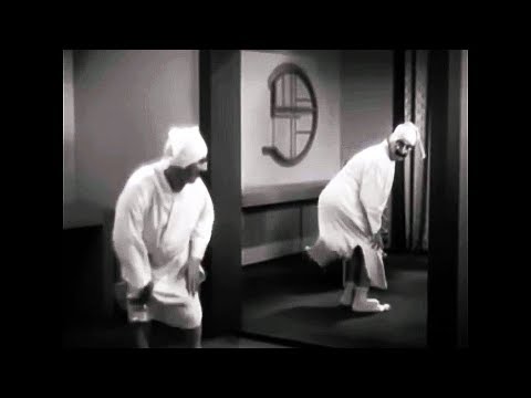 Classic Mirror Scene From "Duck Soup" (Marx Brothers, 1933) - YouTube