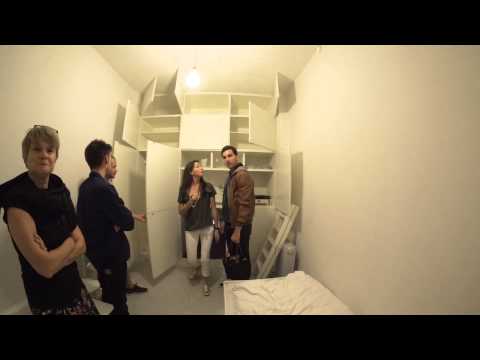 Gregor Schneider: u r 19, Liebeslaube