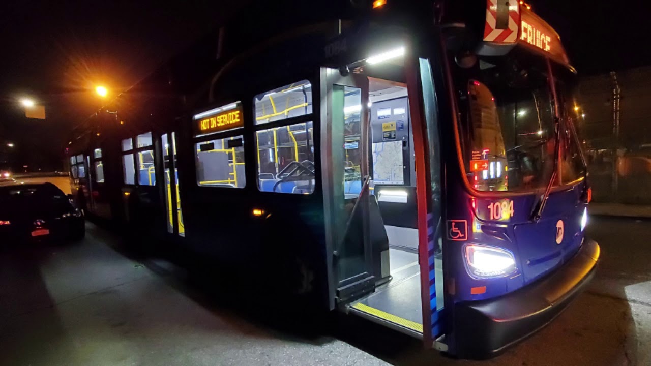 MTA New York City Transit New Flyer XN60 1084 [Sound Recording] - YouTube