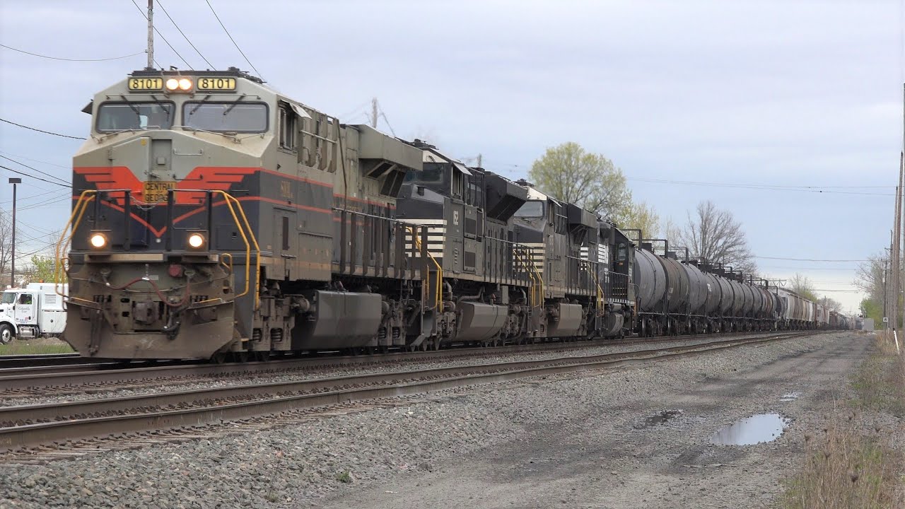 [4K] Central of Georgia Heritage Unit Leads NS 13Q, NS 1822 With K5LLA Horn, Rail Train, and ...