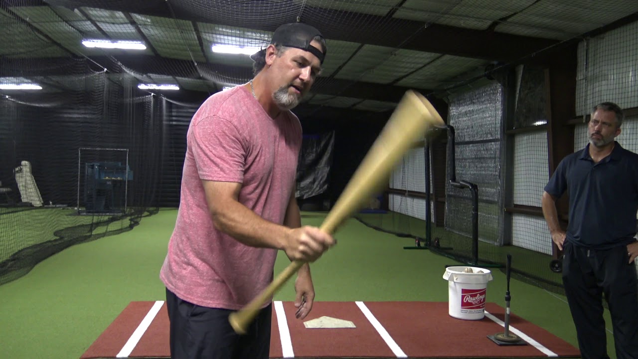 Properly Gripping a Baseball Bat - YouTube