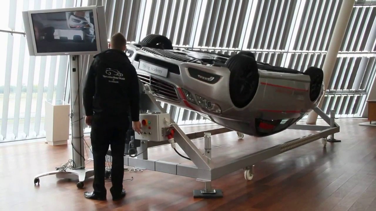 Mercedes-Benz Roll Over - YouTube