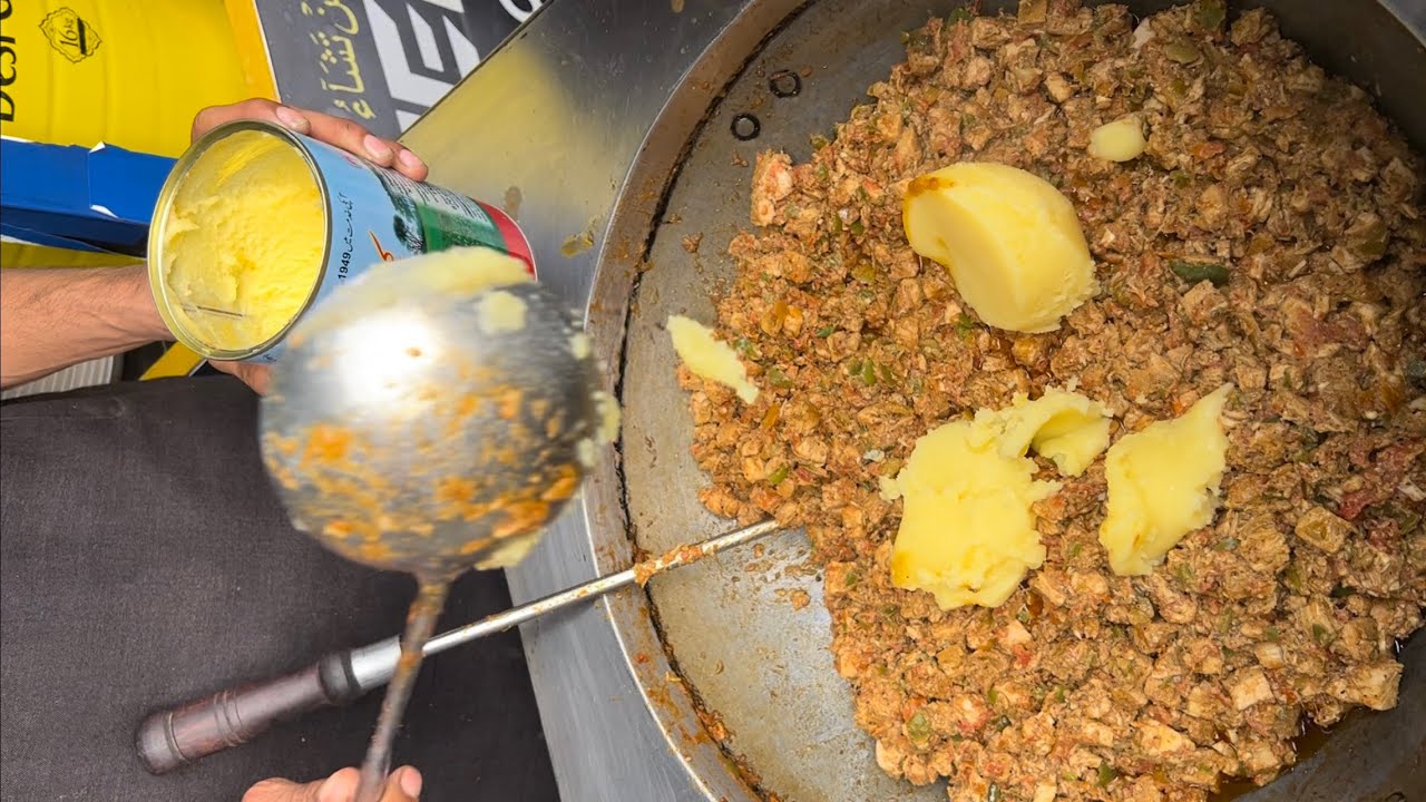 Jeelay ki Famous Makhni Handi | foodies by Ashir - YouTube