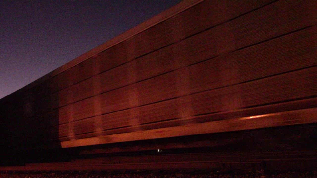BNSF 5075 East in Coal City, IL 12/21/19 - YouTube