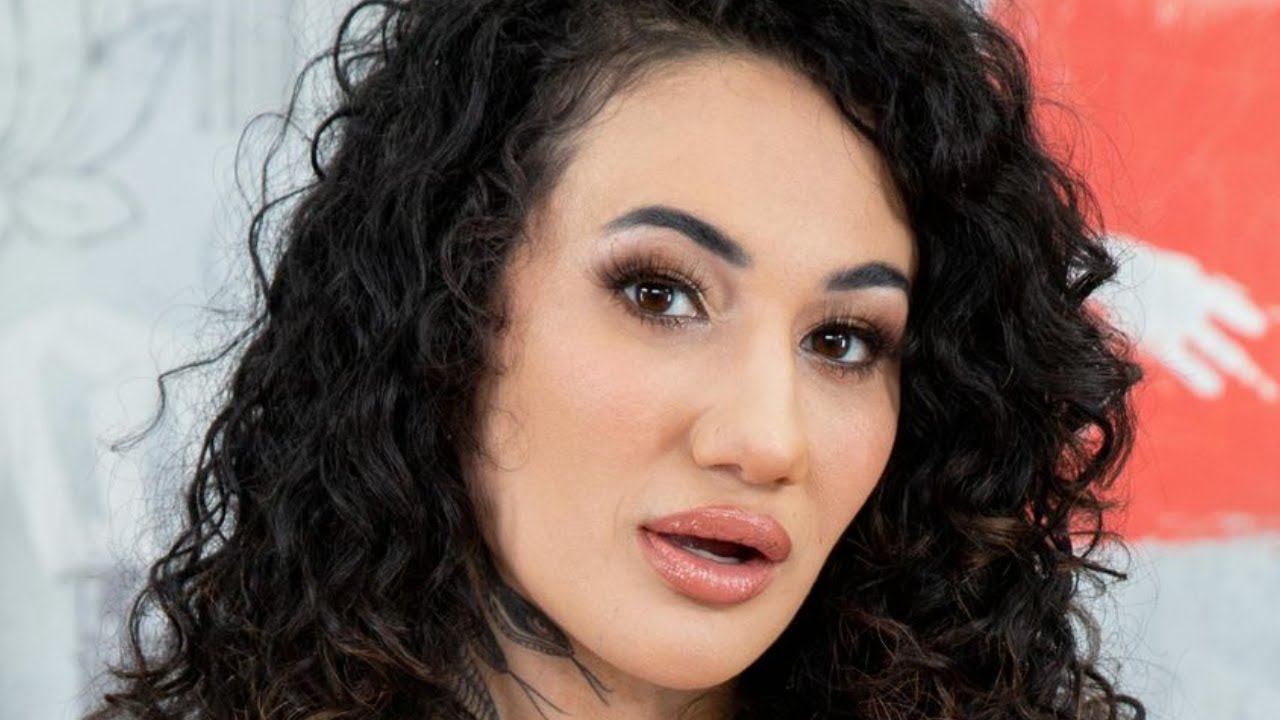 ARABELLE RAPHAEL | The STAR who started in 2010 with more than 260 ...