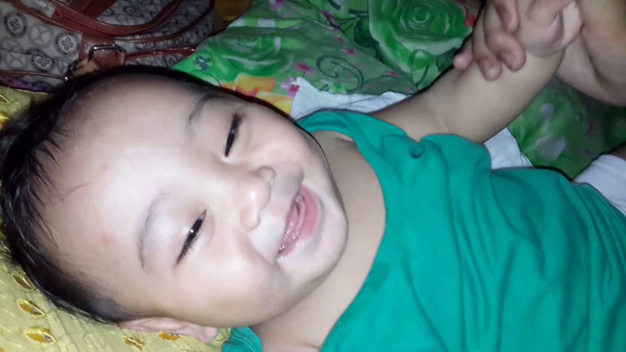 Cutest baby laught - YouTube