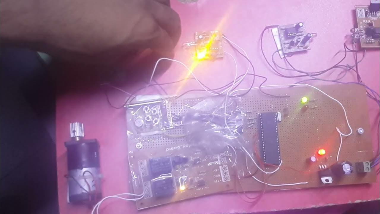 Automatic Door Lock/Unlock Project with PIC Microcontroller - YouTube