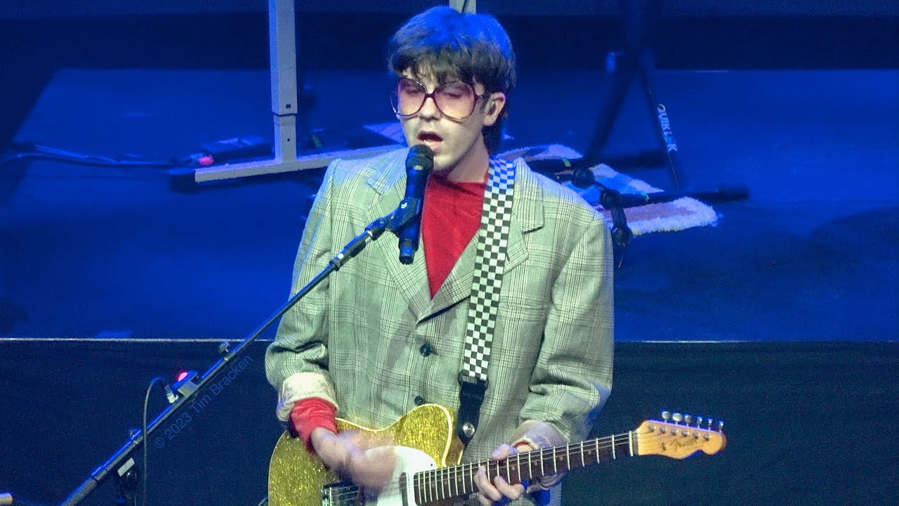 Declan McKenna — Rapture (live) — Big Return Tour — 4K - YouTube