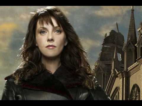 Amanda Tapping why did you leave Stargate Atlantis for Sanctuary