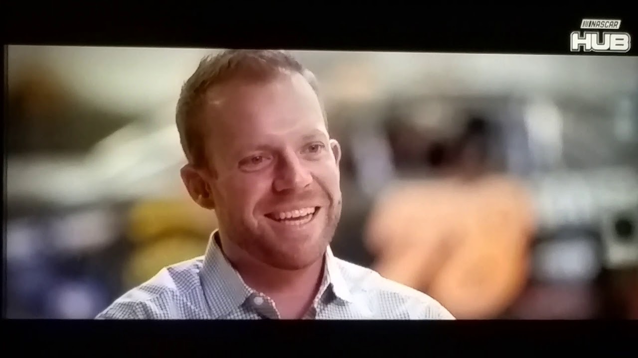 Martin truex jr new home in the 19 car and the legacy of furniture row ...