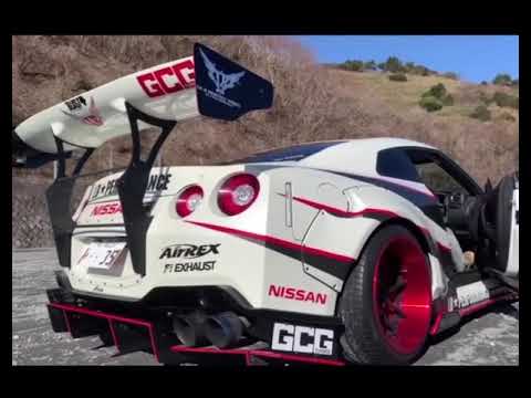 Nissan GT-R backfire - YouTube