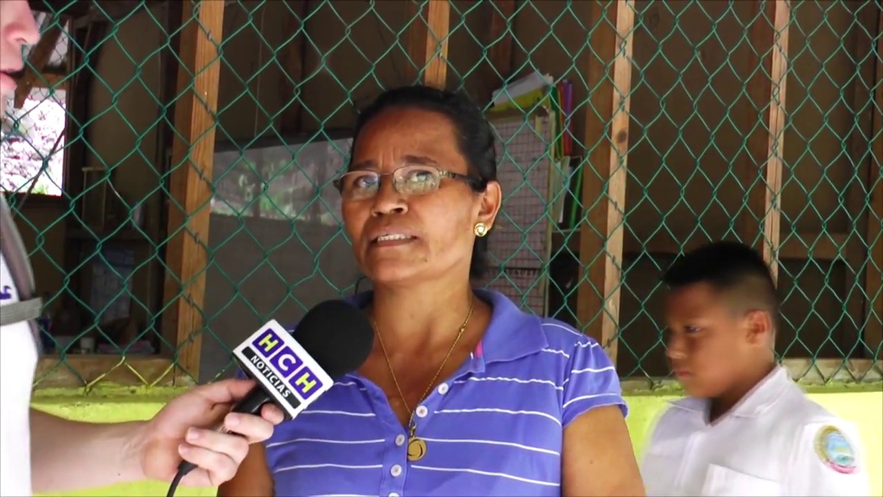 Entregan uniformes escolares en la comunidad de Malafalda, zona ...