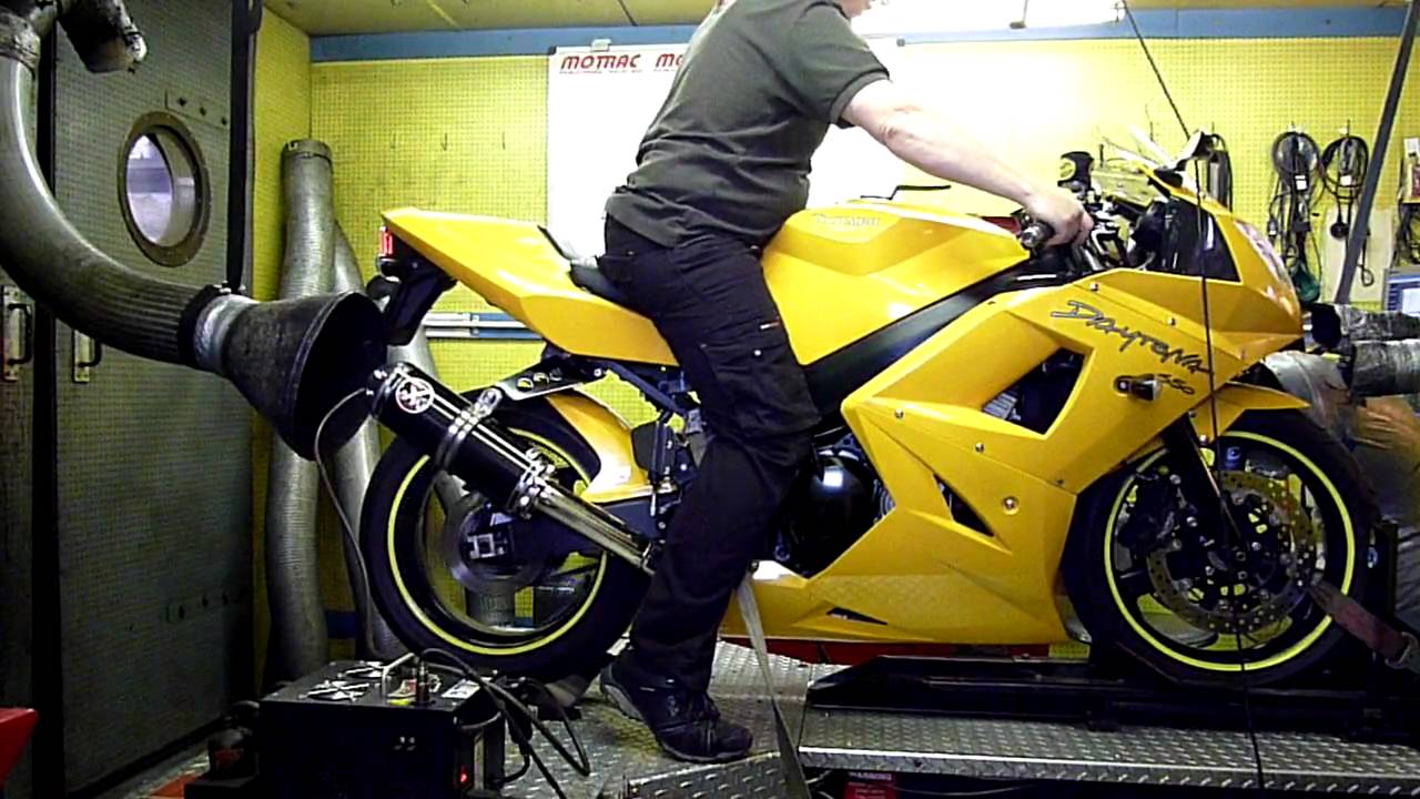 Triumph Daytona 650 on motrac racing dyno.part 1. - YouTube