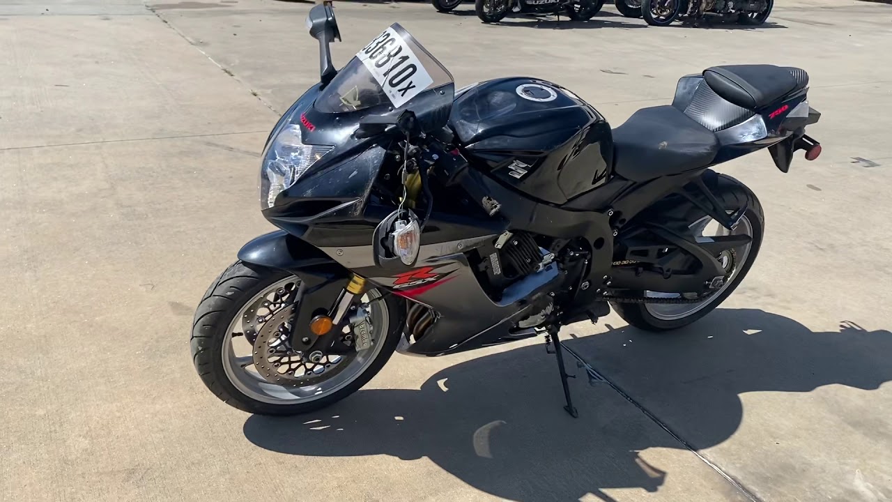 Lot # 35836810/2018 SUZUKI GSX R750 - YouTube