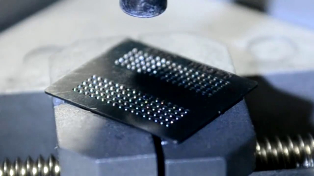 GDDR5 VRAM REBALLING - YouTube