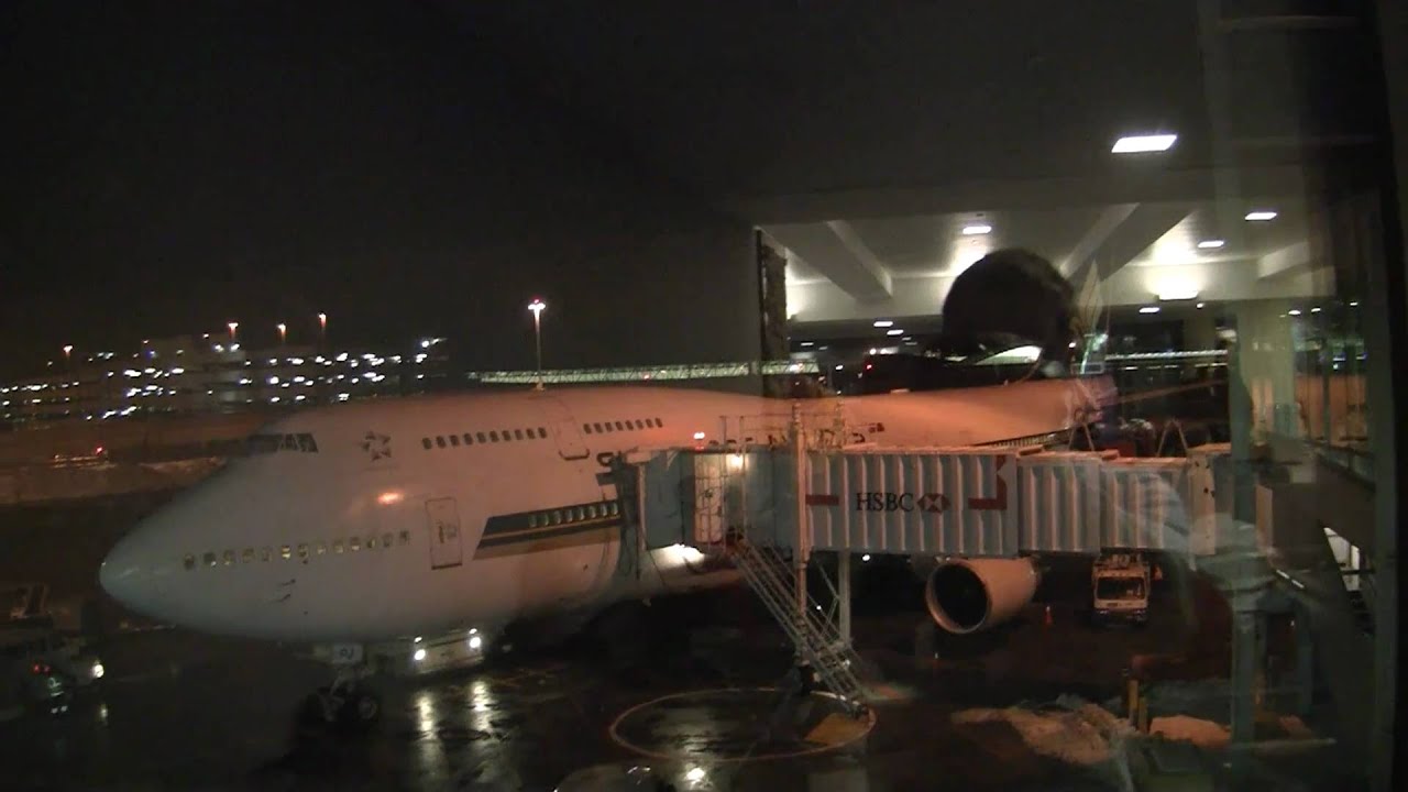 Our Boeing 747 at JFK Airport - Feb 2nd, 2011 - YouTube