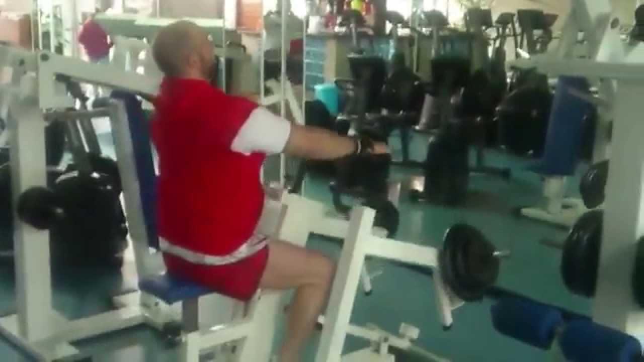 REMADA NA MÁQUINA DE REMADA CONVERGENTE (ROW ON THE LAT CONVERGENT ...