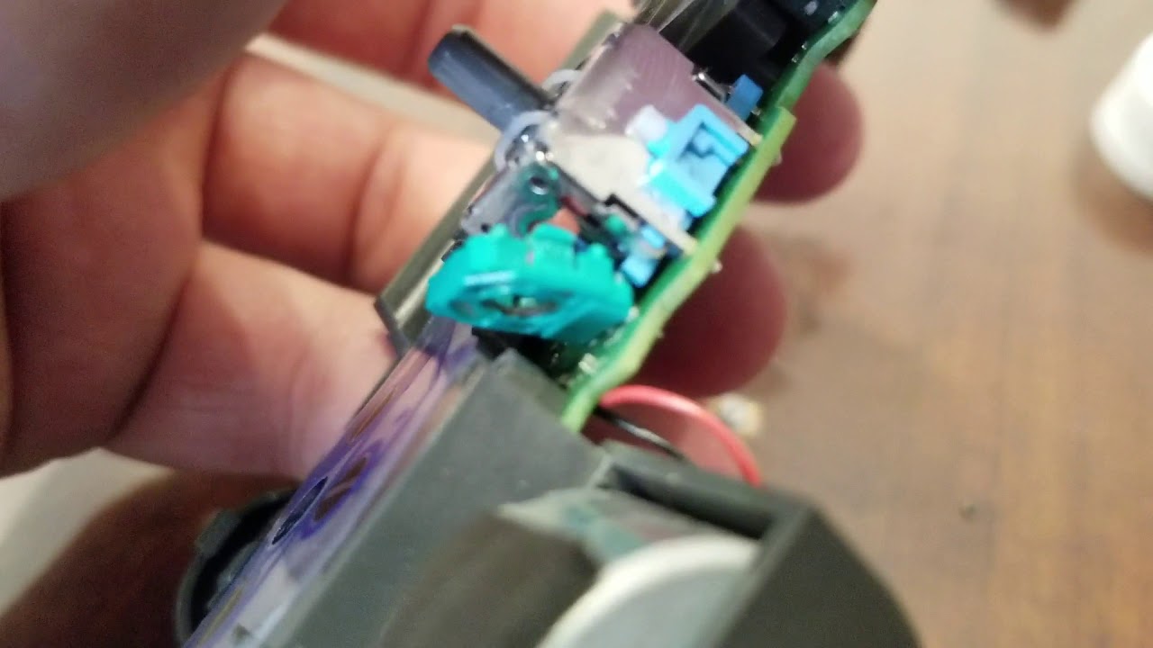 PS4 controller analog glitch/responsive repair - YouTube
