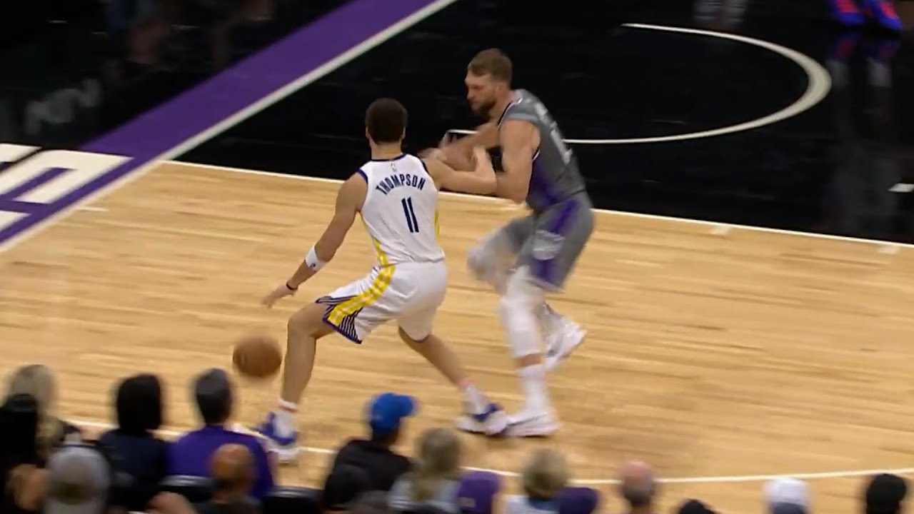 Klay Thompson shocks GSW bench with his wild 3 pointer over Domantas ...