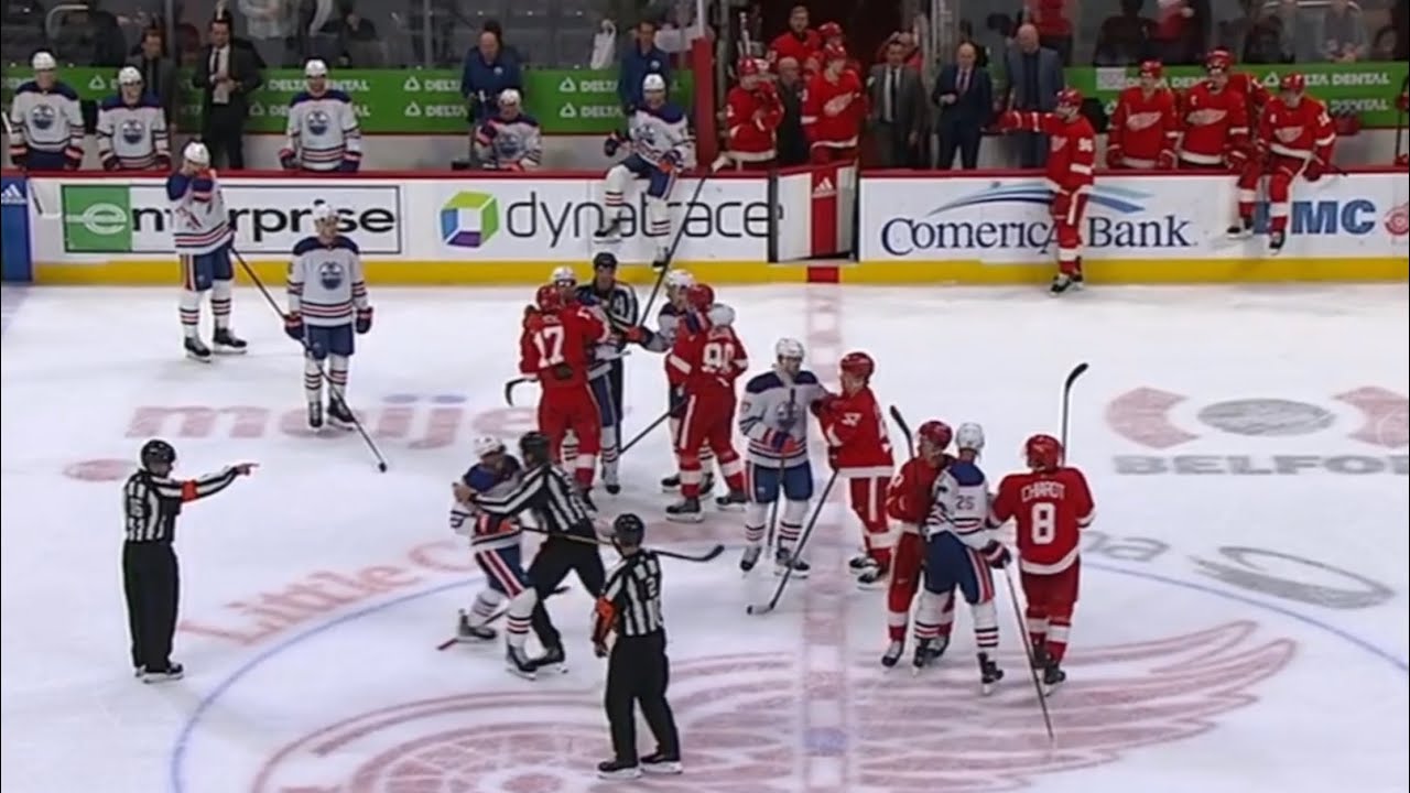 Rough stuff from the Detroit Red Wings vs Edmonton Oilers game - YouTube