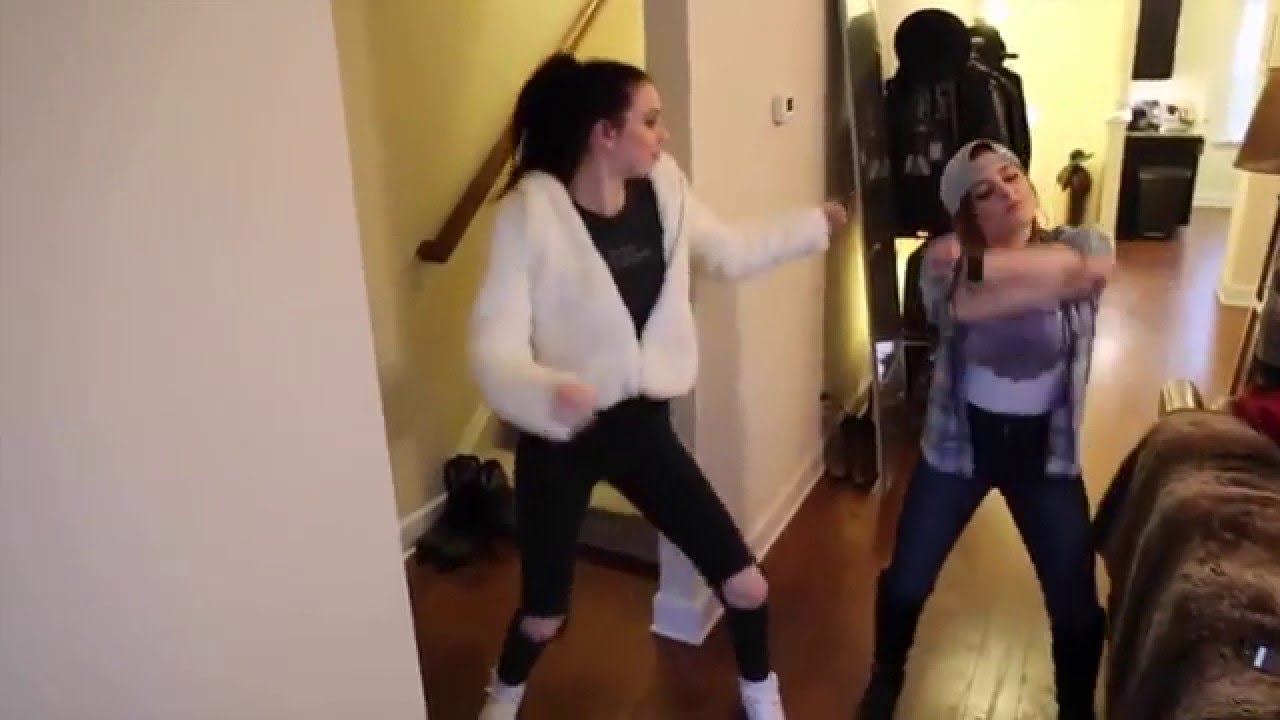 Amy and Dani Cimorelli dancing to "My House" by Flo Rida - YouTube