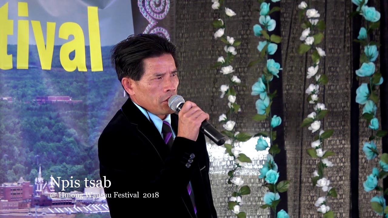 Hmoob kwv txhiaj lus taum : Tus hais Bee Chang - YouTube