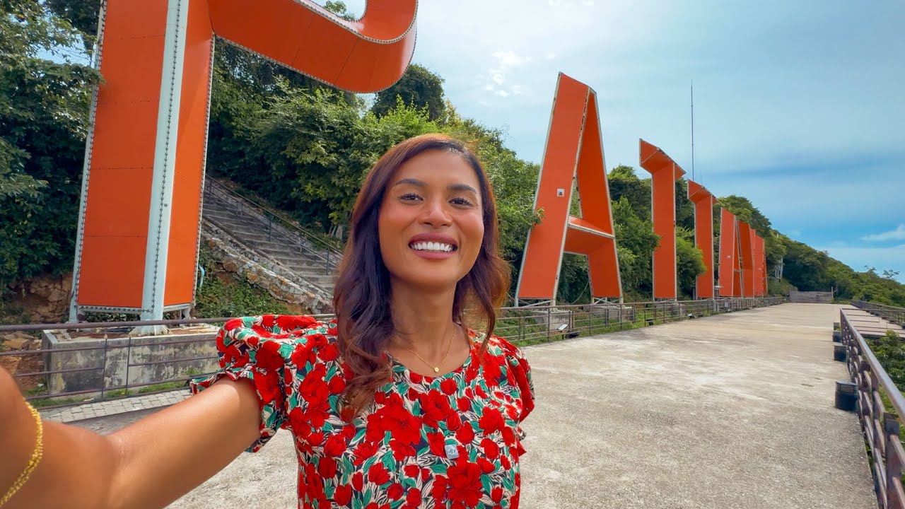 Ladyboys Lydia & Joly Pattaya City Bus @Mimiejoly2020 in Pattaya ...