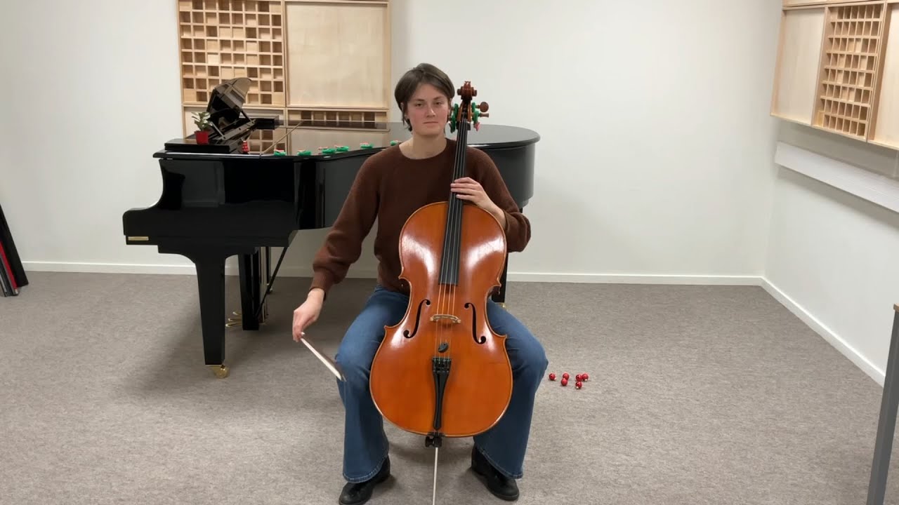 Nord Vind (North Wind) Norwegian Folk Song - Alice Andreani, cello ...