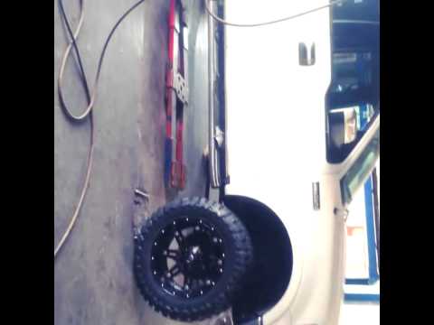 F150 8 inch lift - YouTube