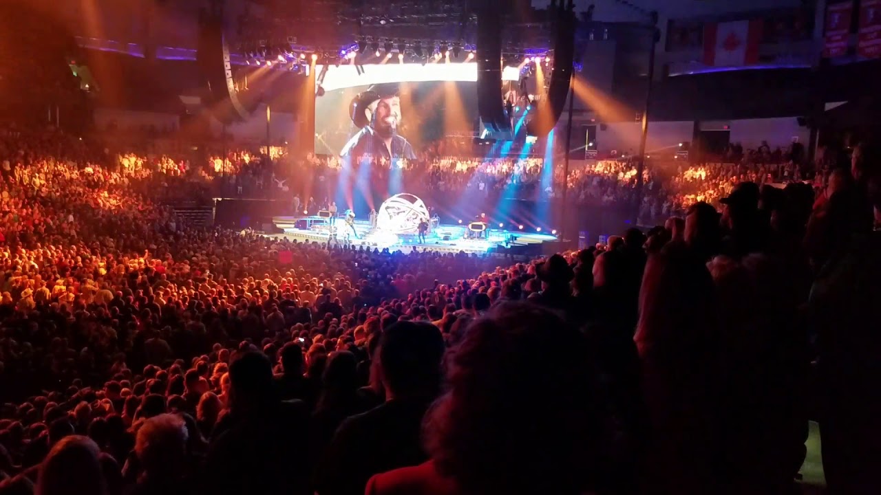 Rodeo - Garth Brooks at Spokane Arena - YouTube