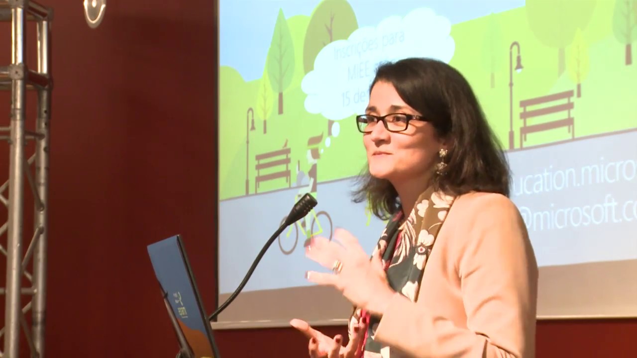 Vânia Neto Diretora da Microsoft para a Educação impressionada com a ...