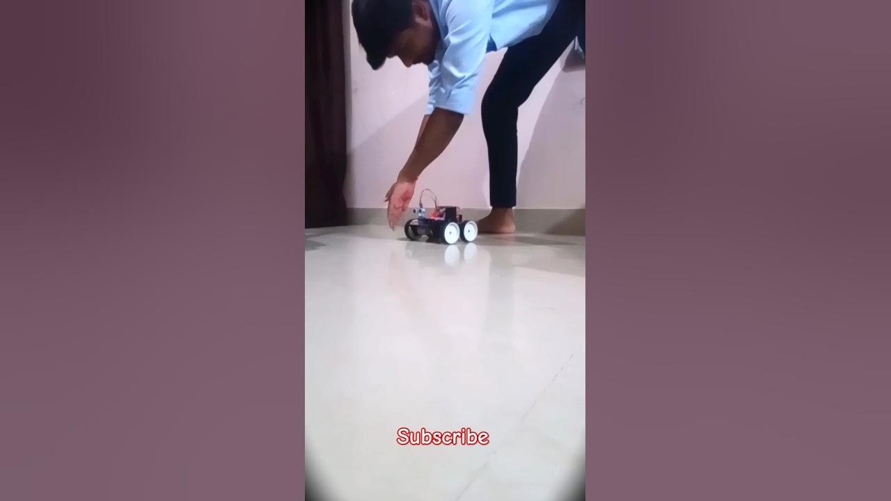 Arduino base object avoidance robot 🤖 #arduinoproject #robot - YouTube