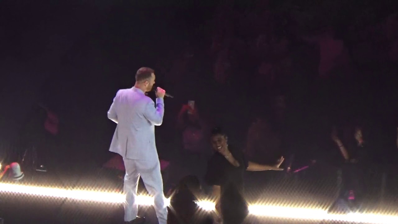 Omen [Sam Smith Live in Manila 2018] - YouTube