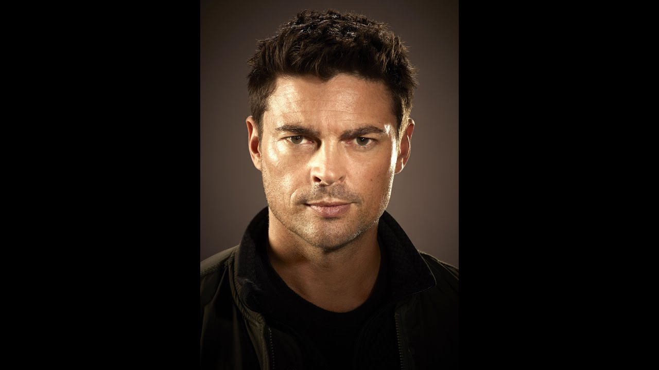 Armageddon Expo 2015 (Christchurch) - Karl Urban - YouTube