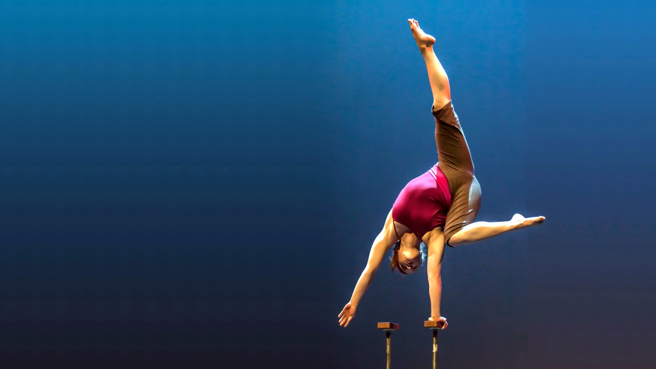 solo handbalancing act - Megan Gendell - YouTube