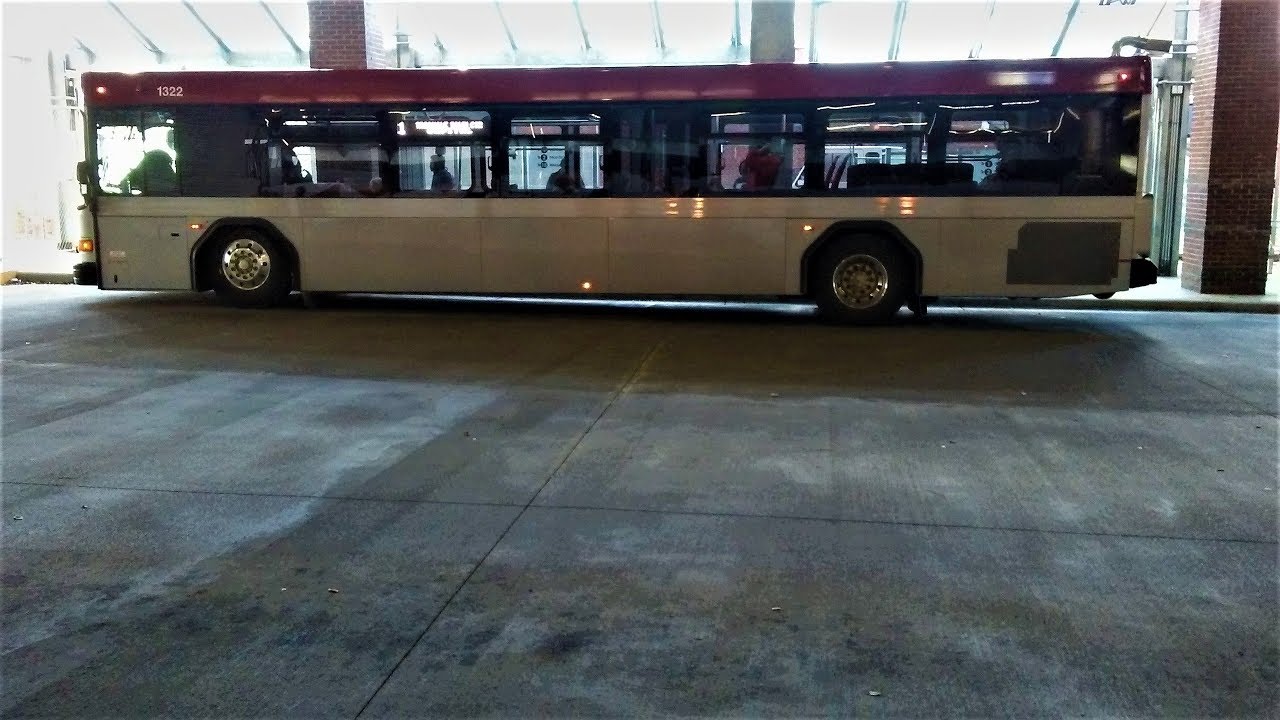 2014 GILLIG Low Floor 1322 Back In Service! - YouTube