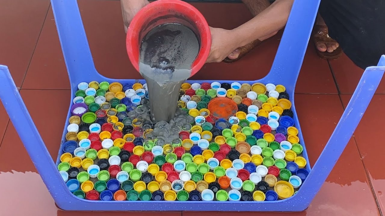 Good idea to make flower pot plastic bottle /Creative table and flower ...