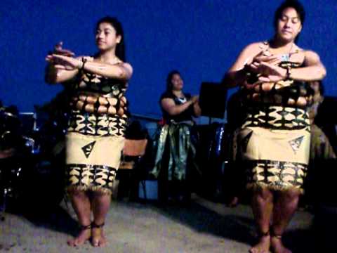 talamahea(tauolunga by tonga hou girls ) - YouTube